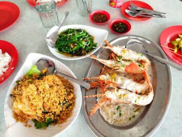 7 Most Famous Desaru Lobster Restaurant | Travel Guide List 2023