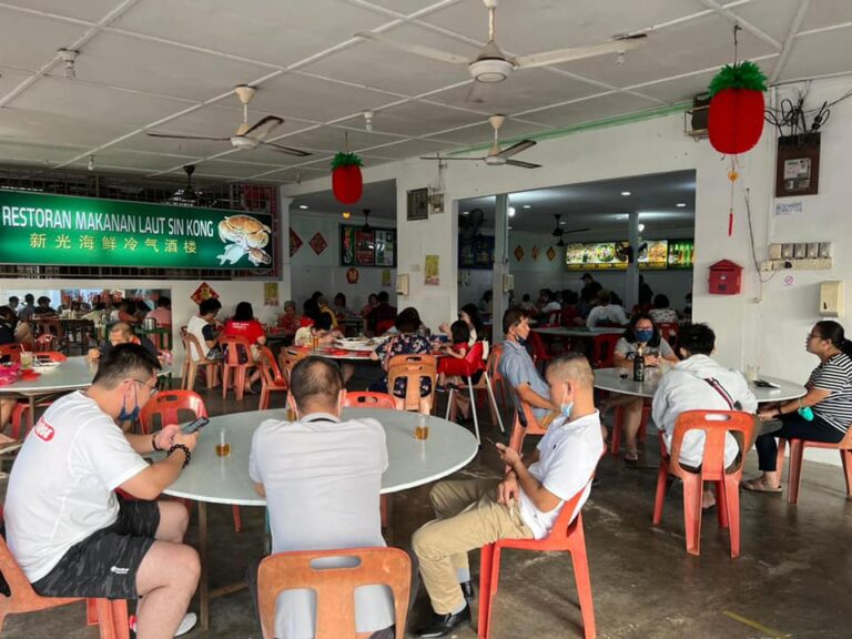 7 Most Famous Desaru Lobster Restaurant | Travel Guide List 2023