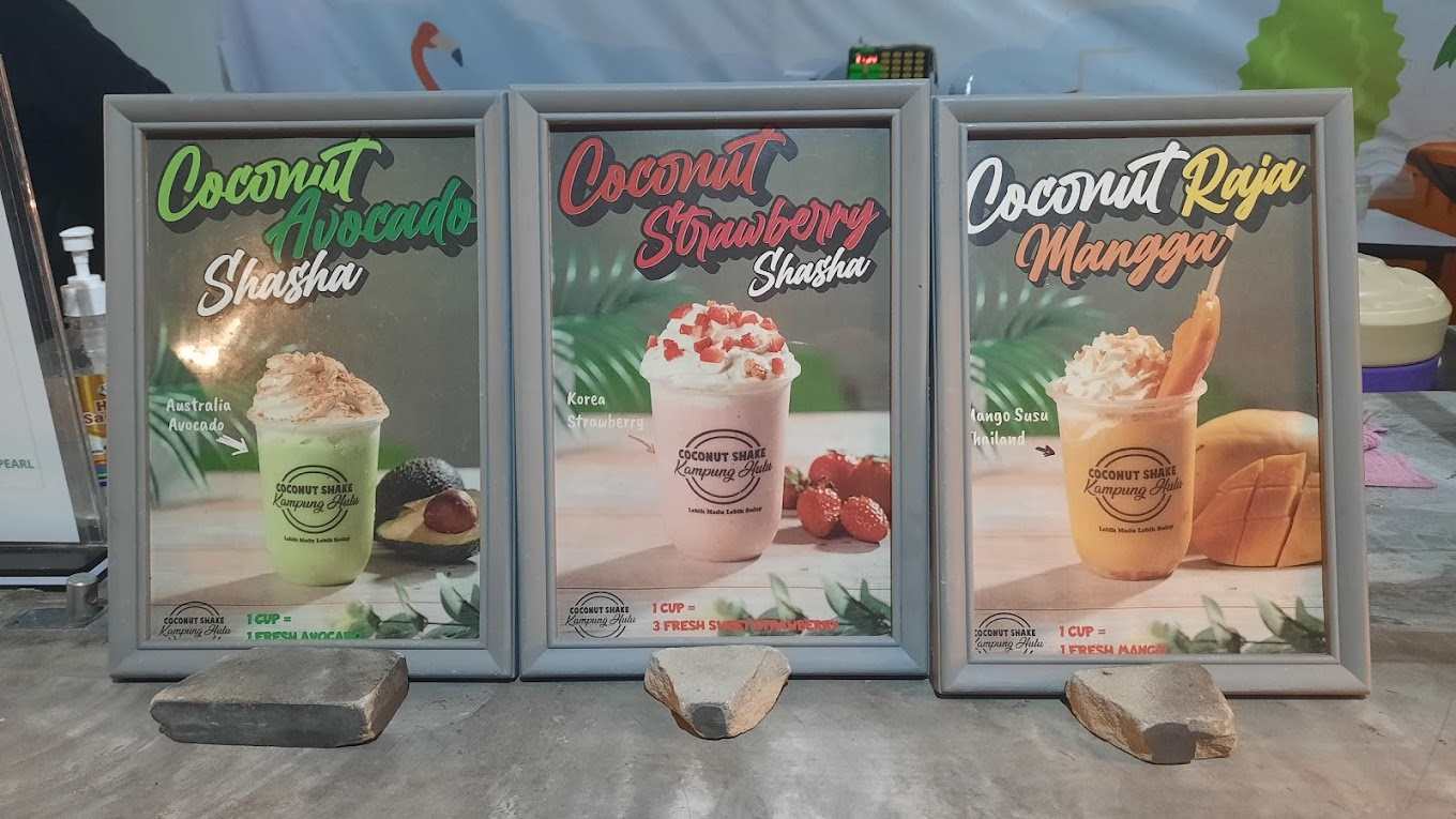 Top 12 Best & Popular Coconut Shake Places In Melaka Malaysia